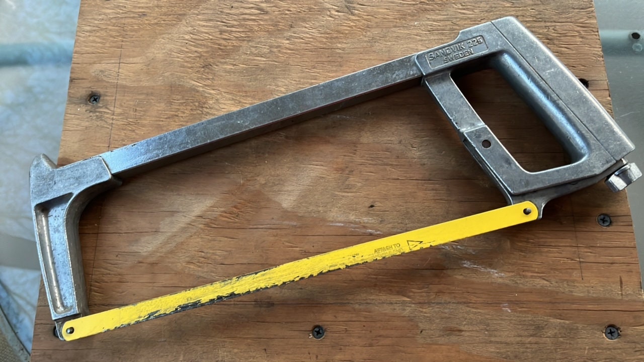 Sandvik Saw By Stradivarius