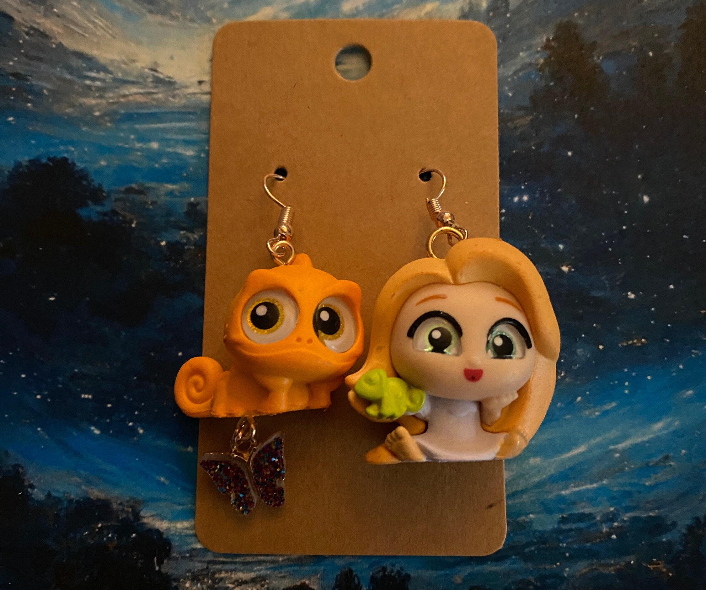 Rapunzel Pascal Doorable Tangled Earrings - Etsy