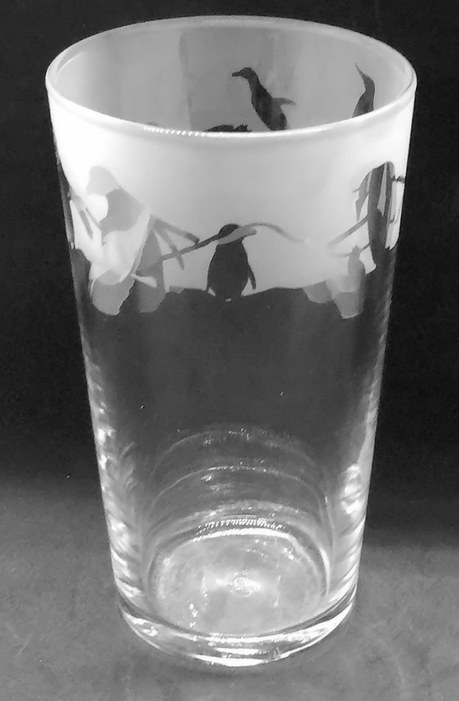 PENGUIN PINT GLASS | 57cl Conical Pint Glass With Penguin Frieze Design ...