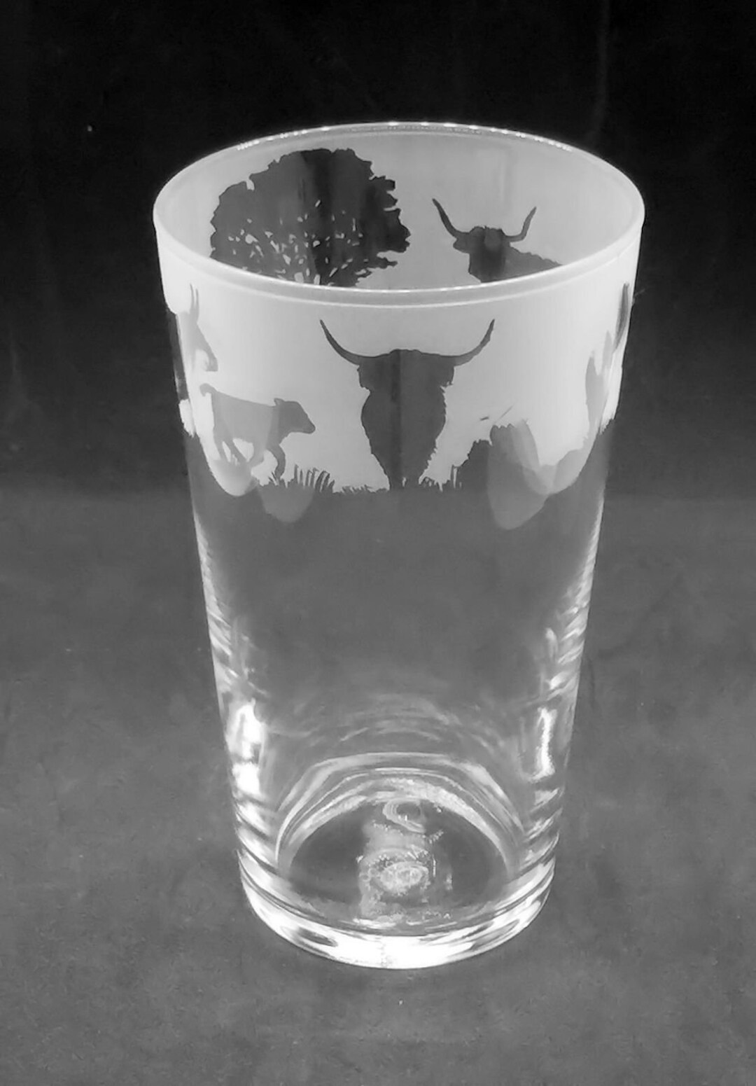 HIGHLAND COW GLASS | 57cl Conical Pint Glass With Highland Cattle ...
