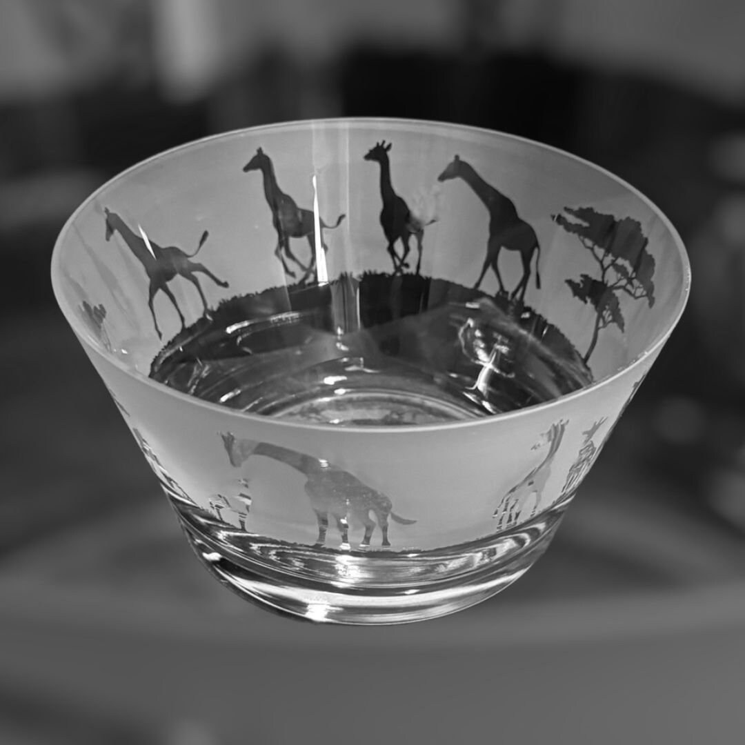 GIRAFFE CRYSTAL BOWL | Clear Crystal Glass 13.5cm Bowl With Giraffe ...