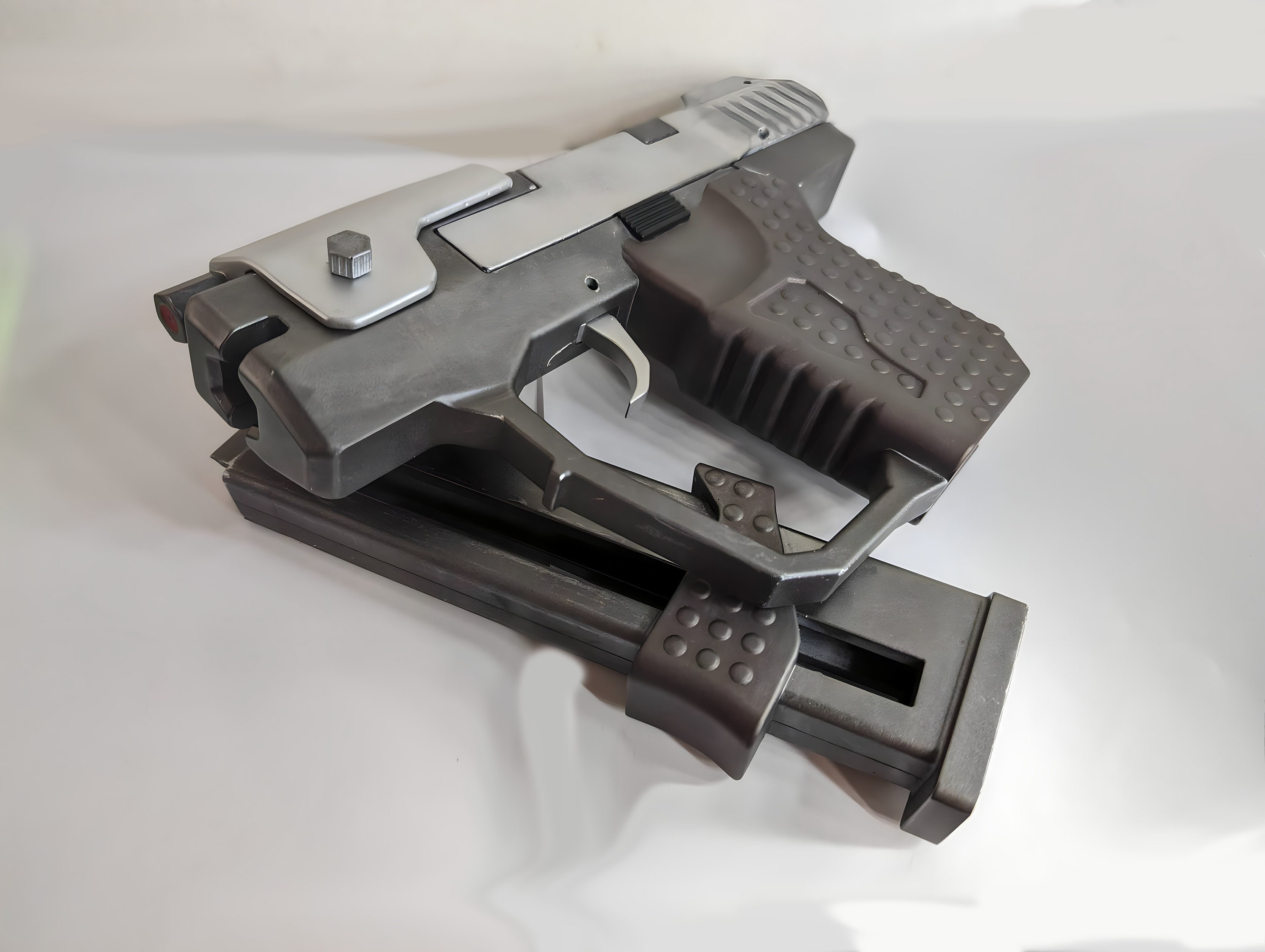 M6D Magnum Halo 5 Prop - Etsy