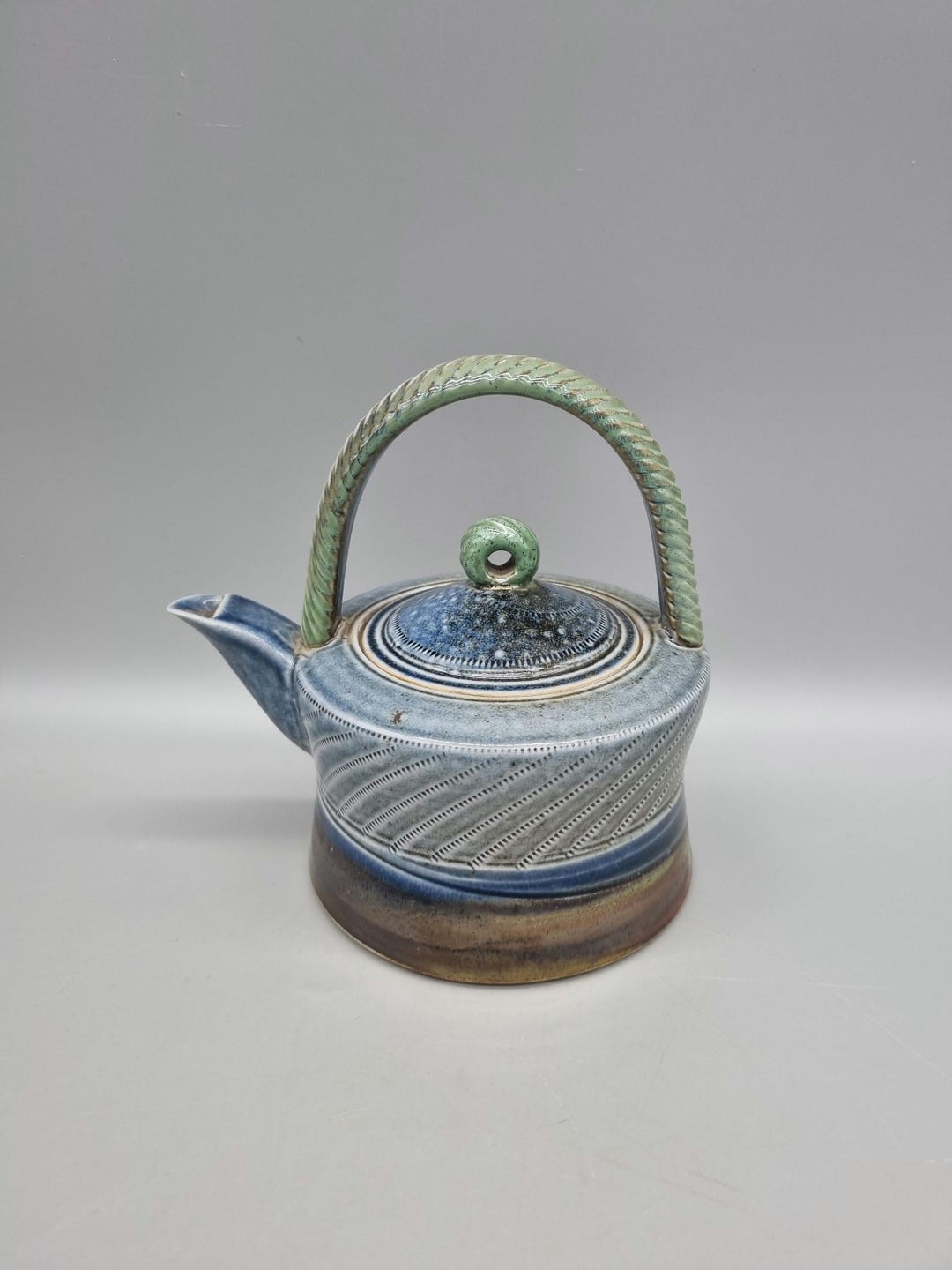 A Jane Hamlyn Studio Pottery Salt Glazed Teapot, Excellent Condition ...