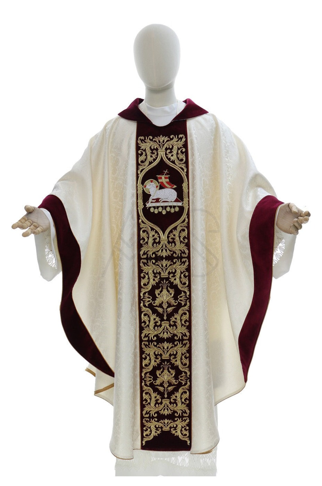 Gothic Chasuble With Matching Table Embroidered Jesus is Risen, Propose ...