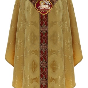 Semi Gothic Chasuble With Matching Table - Embroidered Lamb, Propose ...