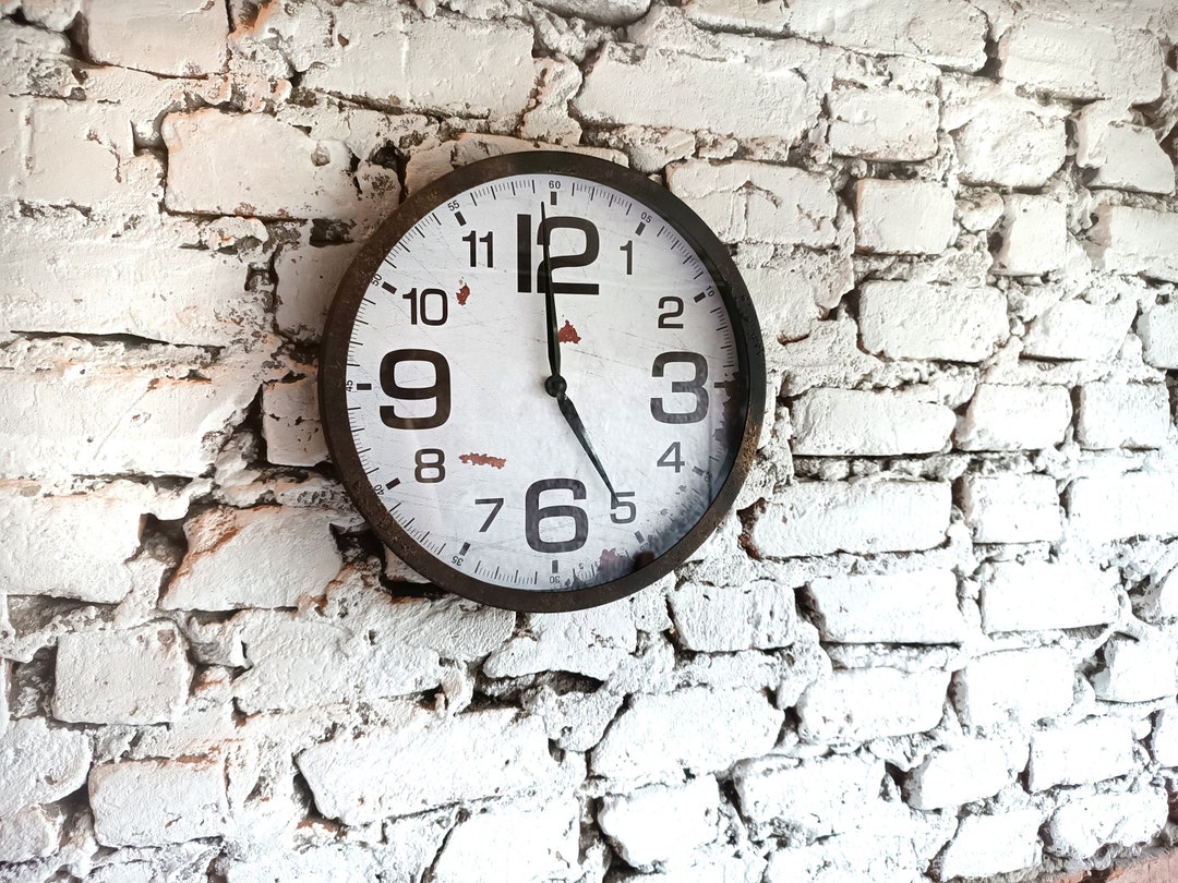 Industrial Style Clock, Wall Clock , Black Gold Metal Frame - Etsy