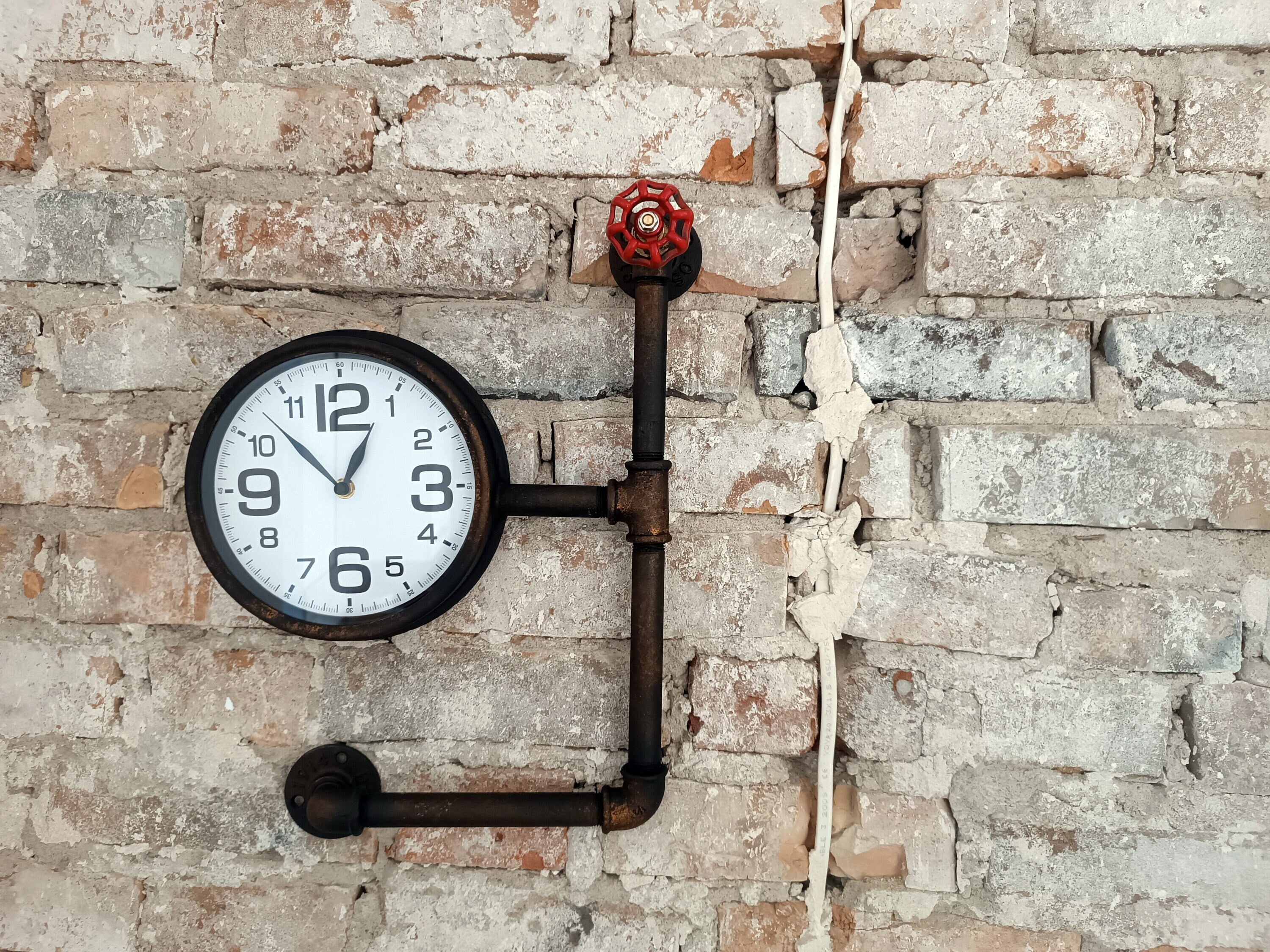 Industrial Style Clock, Made of Steel Pipes, Wall Clock, Quiet, Black ...