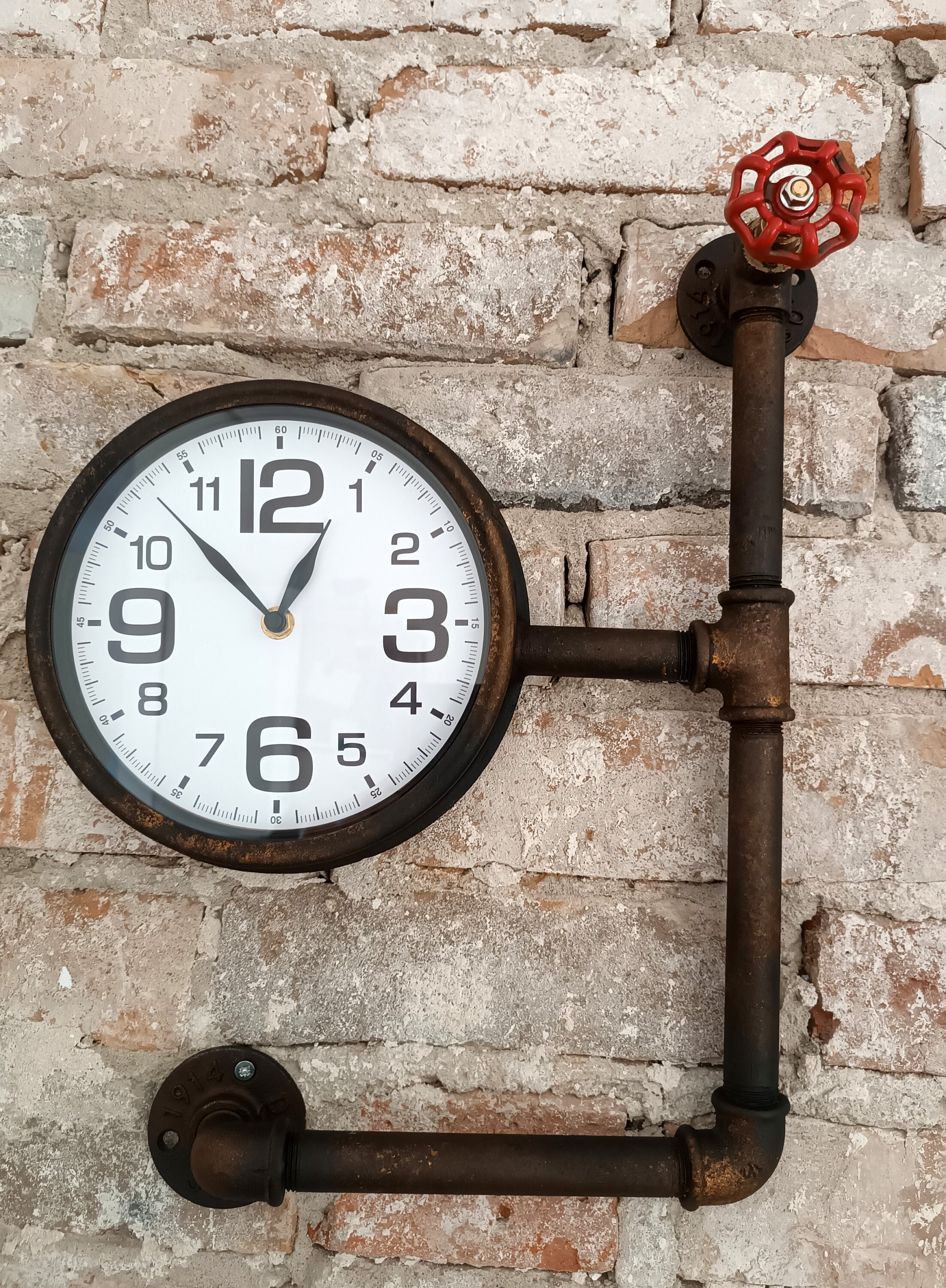 Industrial Style Clock, Made of Steel Pipes, Wall Clock, Quiet, Black ...
