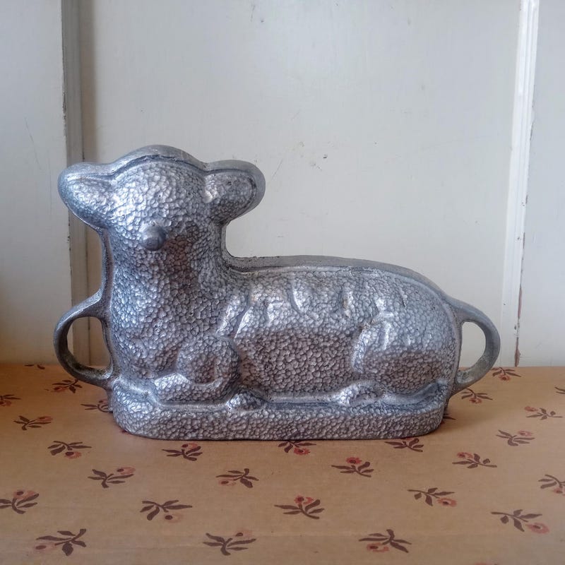 Cast Iron Mold - Etsy