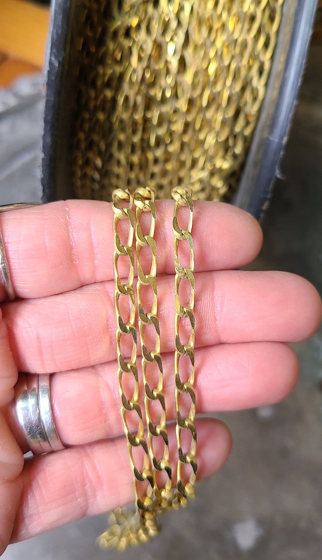 Vintage 80s 90s Gold Tone Chain ~ Flat Curb Vintage Oval Link Chain ...