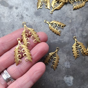 Versatile Gold Plate Miriam Haskell Two Leaf Finding With Connections Vintage Stamping 6 Pendant ...