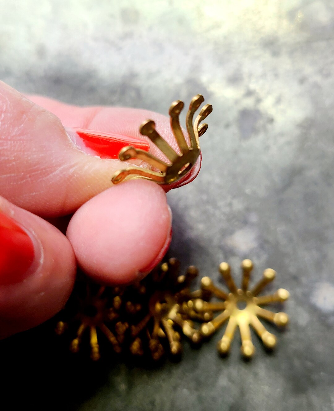 Vintage Starburst Bead Caps 10mm bright Brass Miriam - Etsy