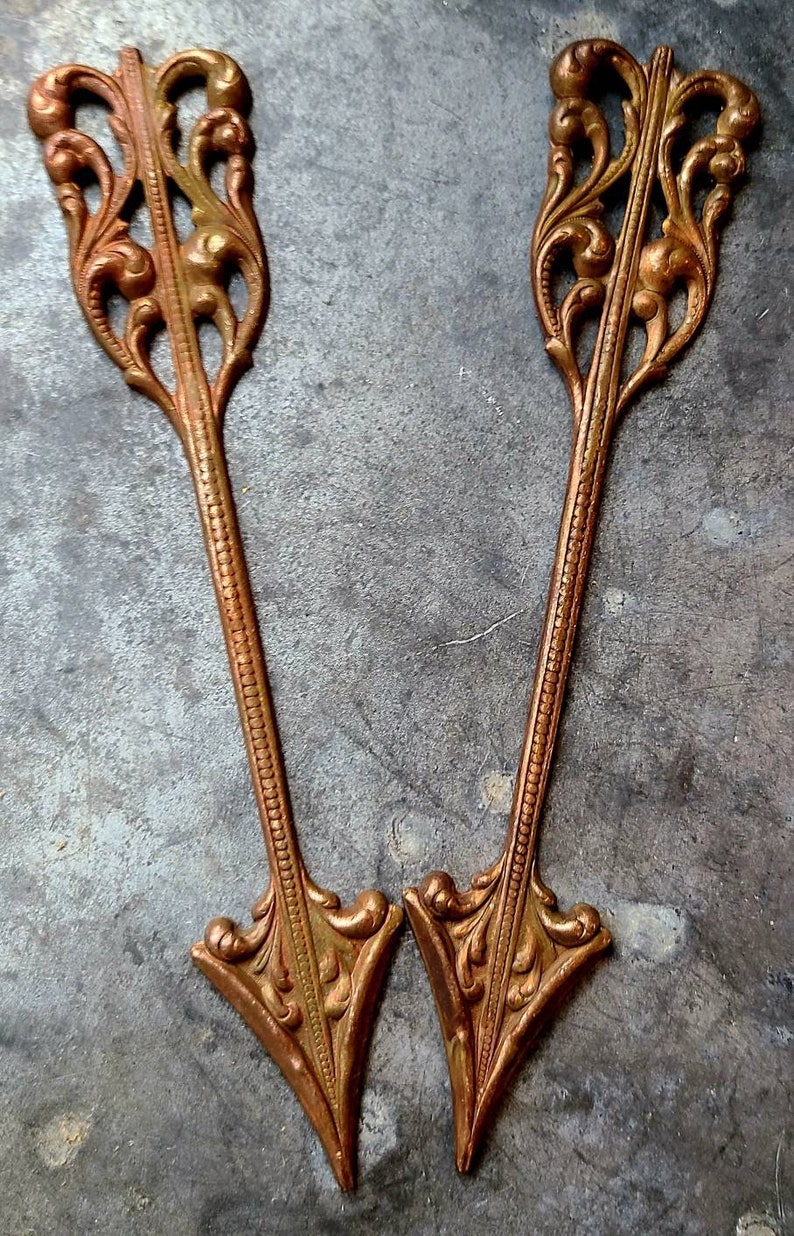1 Vintage Raw Brass Stamping ~ Large Victorian Style Arrow ~ Ornate ...