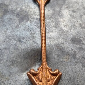 1 Vintage Raw Brass Stamping ~ Large Victorian Style Arrow ~ Ornate ...