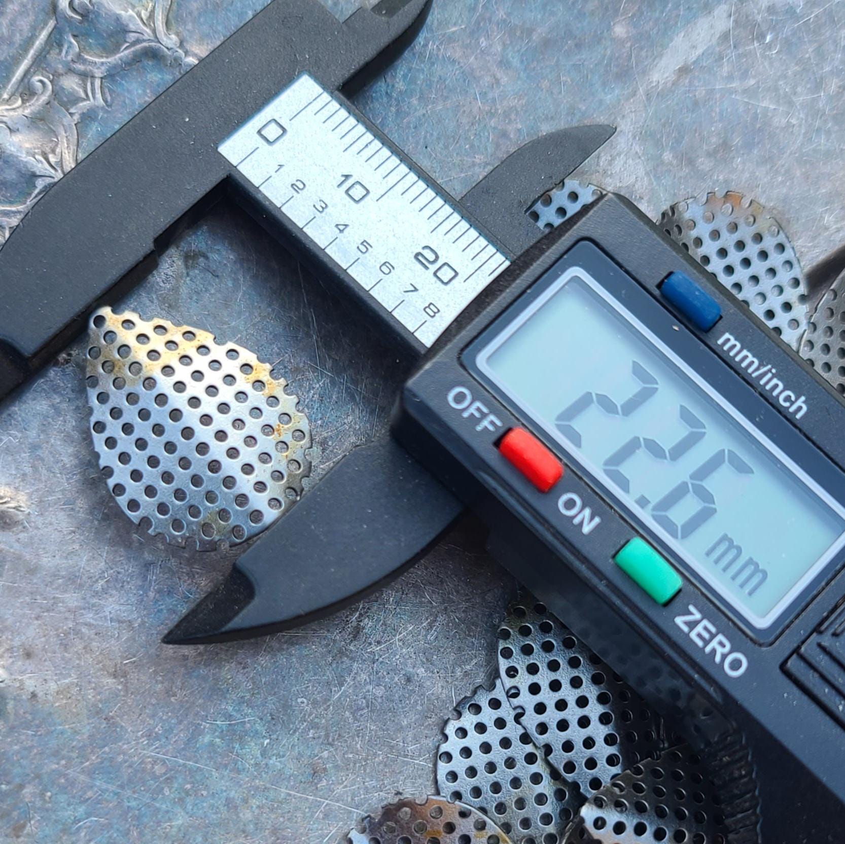 Perforated Teardrop Disc, Bead Disc, Stainless Steel Disc With Multiple ...