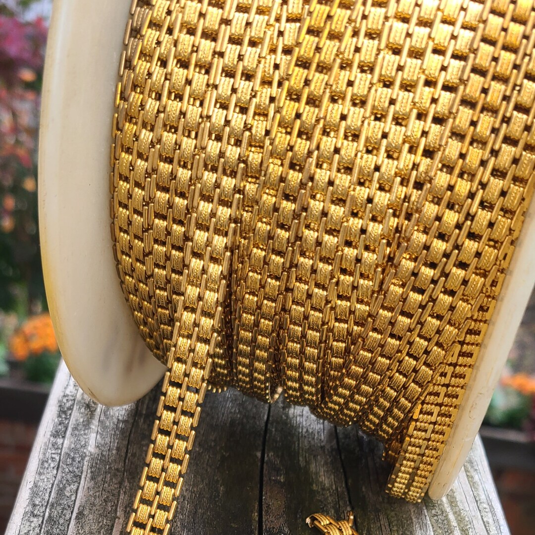 Amazing Vintage Book Chain Miriam Haskell Style High Quality Goldplate ...