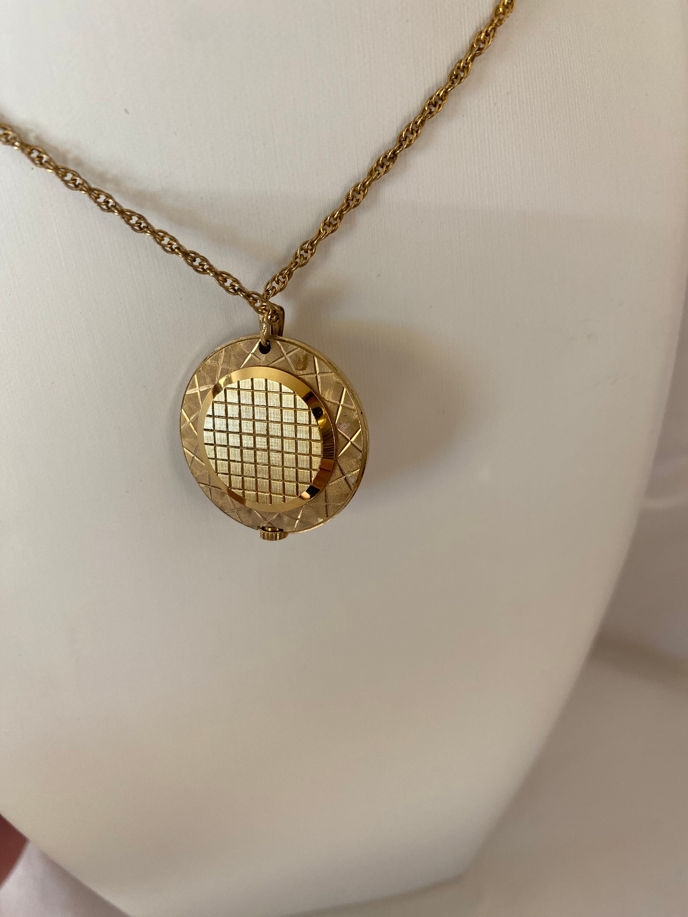 Vintage Bulova Pendant Watch With 12K Gold Chain - Etsy
