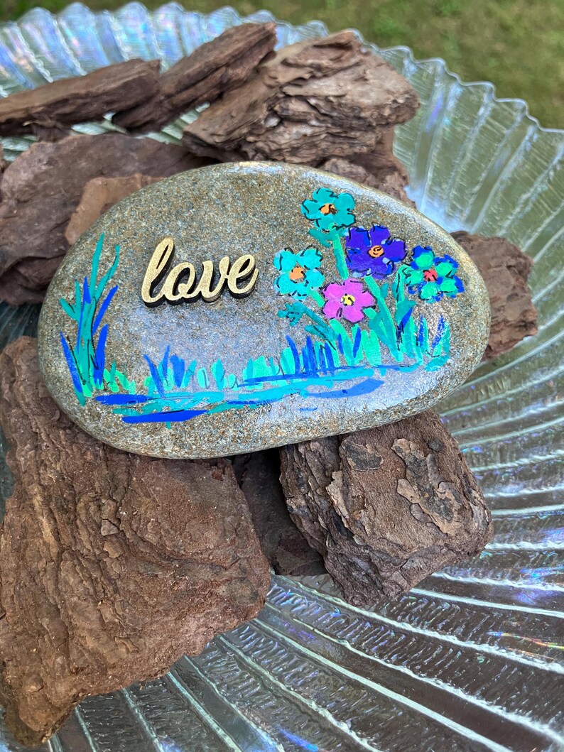 LARGE 3 1/4 River Stone Rocks love HAND PAINTED. Original Designs ...