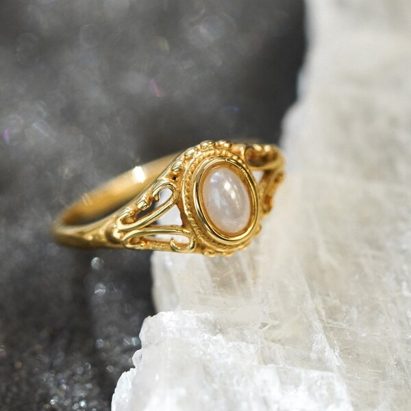 Vintage Pearl Ring - Etsy