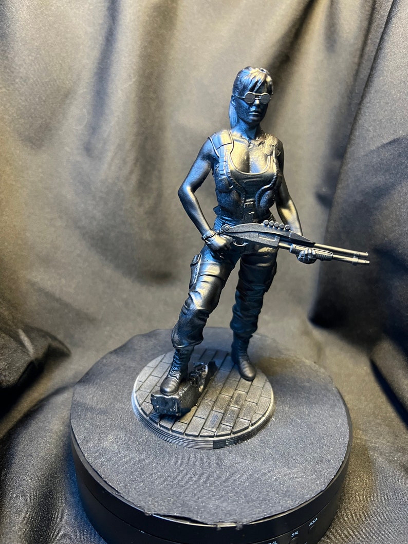 Sarah Conner Figure From Terminator 2 - Etsy