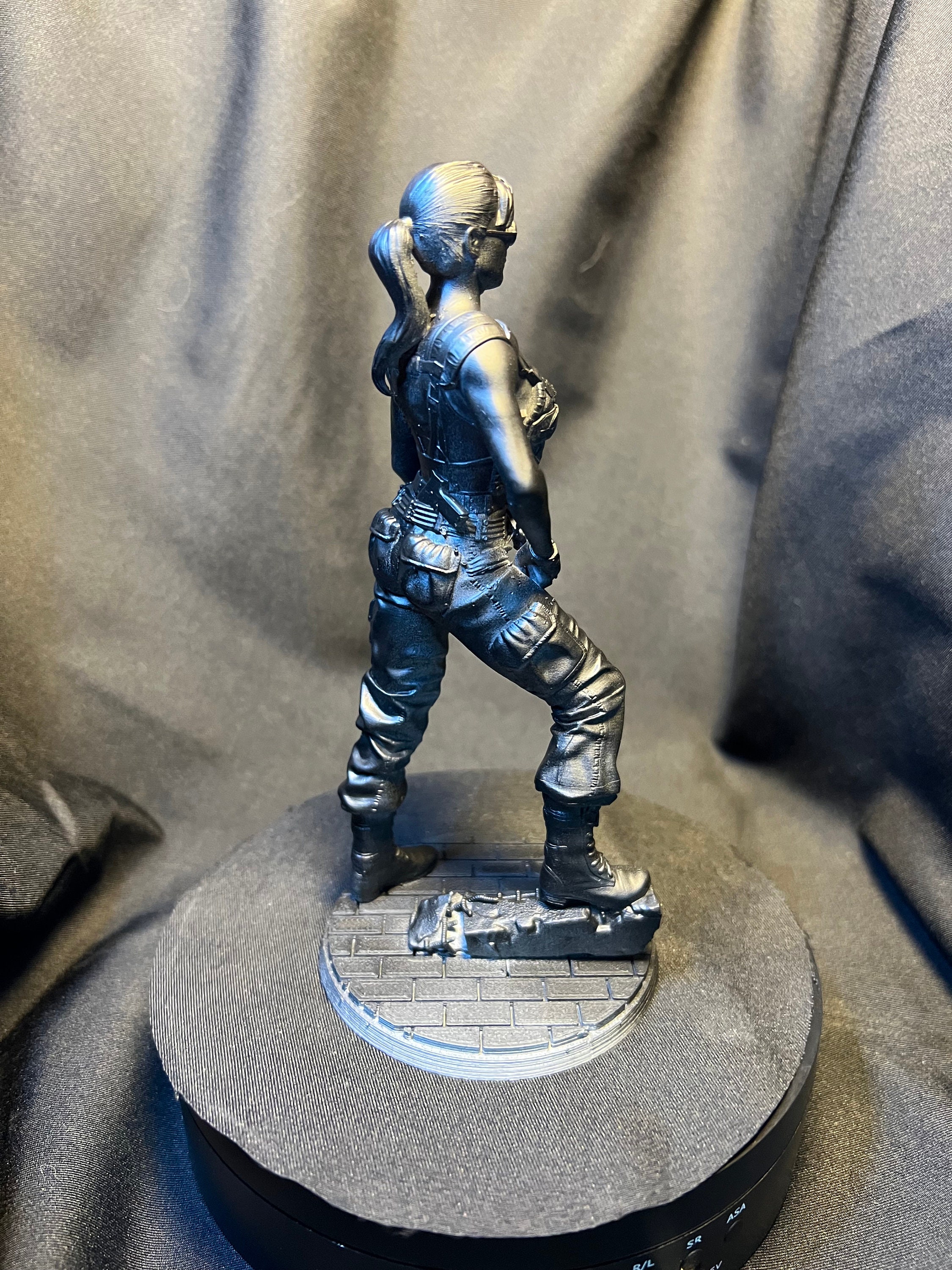 Sarah Conner Figure From Terminator 2 - Etsy