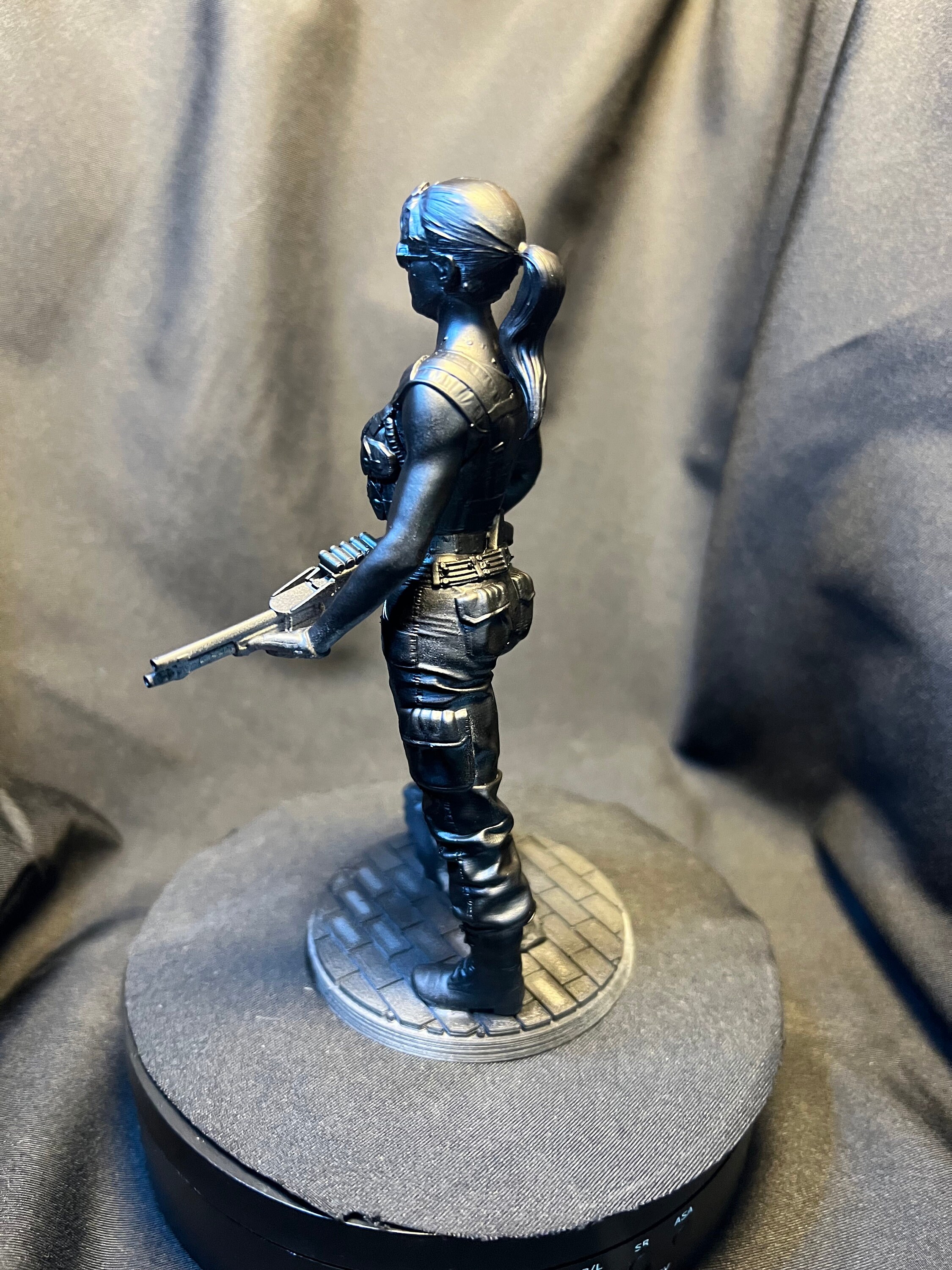 Sarah Conner Figure From Terminator 2 - Etsy