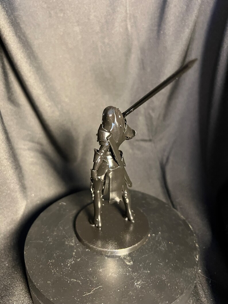 Female Knight With a Greatsword - Etsy