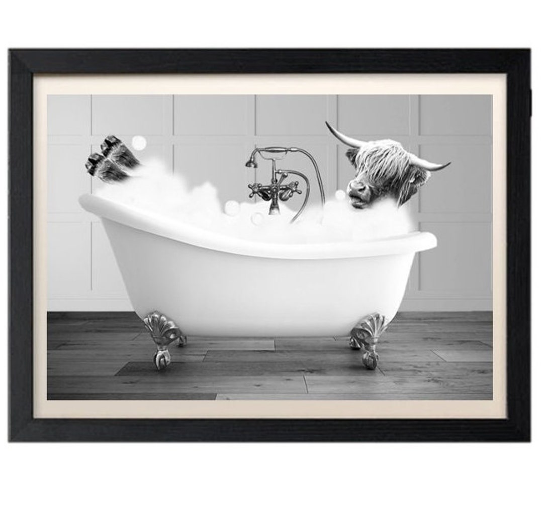 Highland Cattle in Bath Print Funny Bathroom Wall Art Highland Cow ...