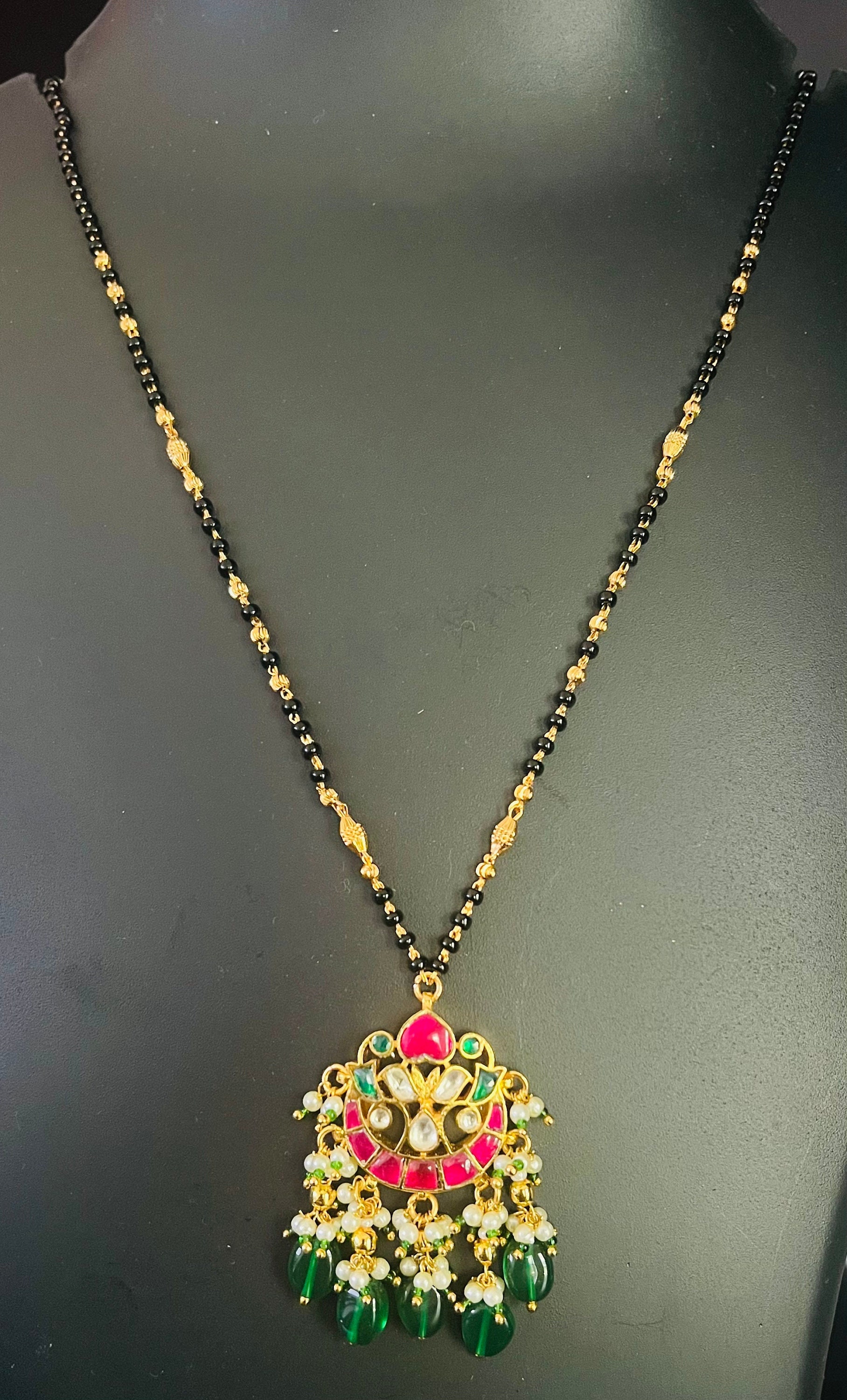 Simple Black Bead Mangalsutra With Jadau Kundan Pendant - Etsy