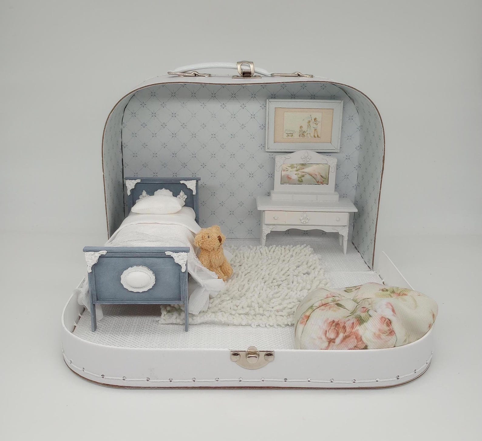 Suitcase Dollhouse, Mini Suitcase Dollhouse, Dollhouse Travel Case ...