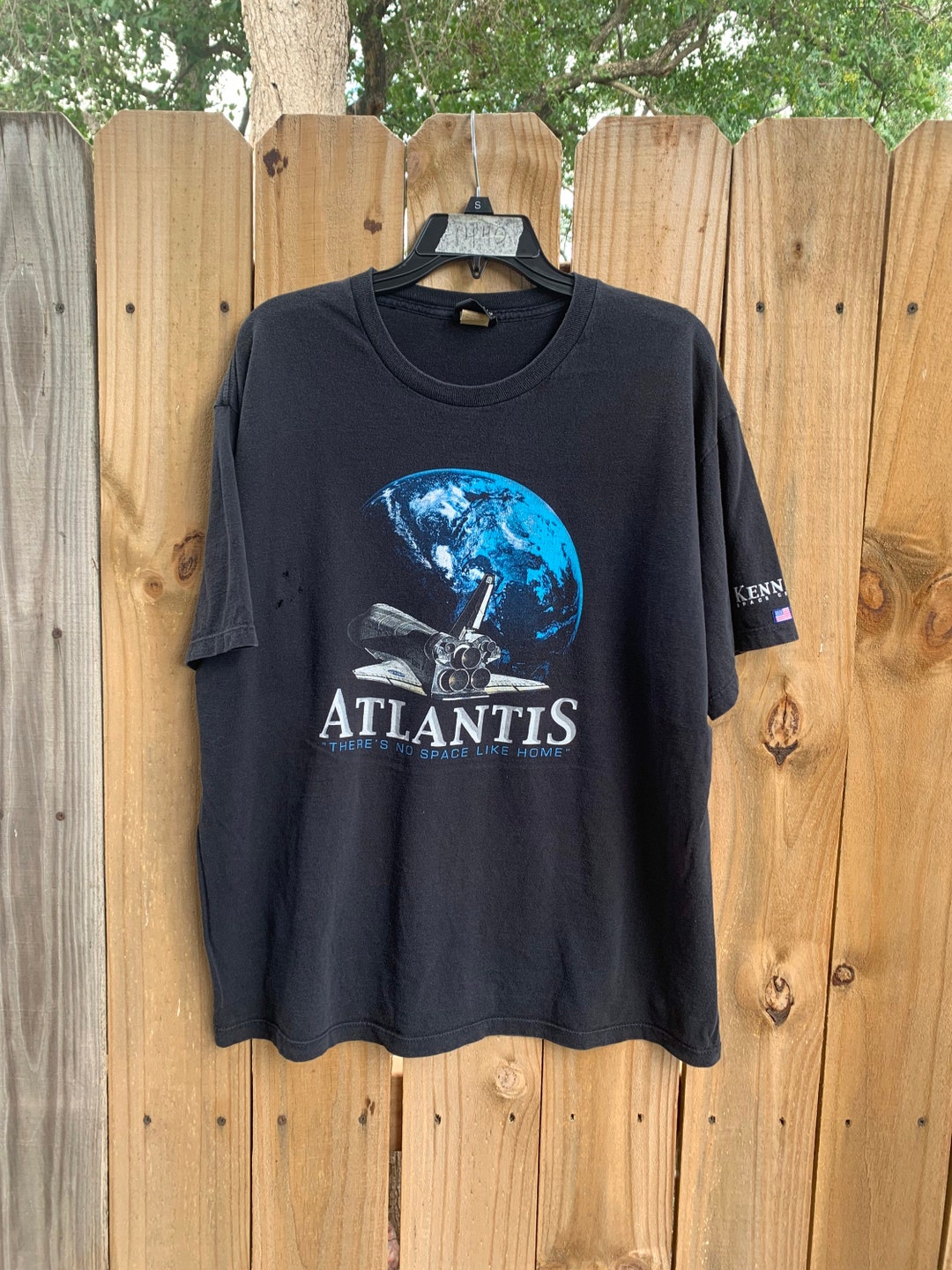 Vintage 90s Atlantis Kennedy Space Center T-shirt Size - Etsy