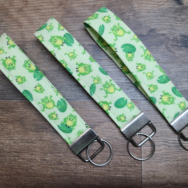 Handmade Wristlet - Etsy