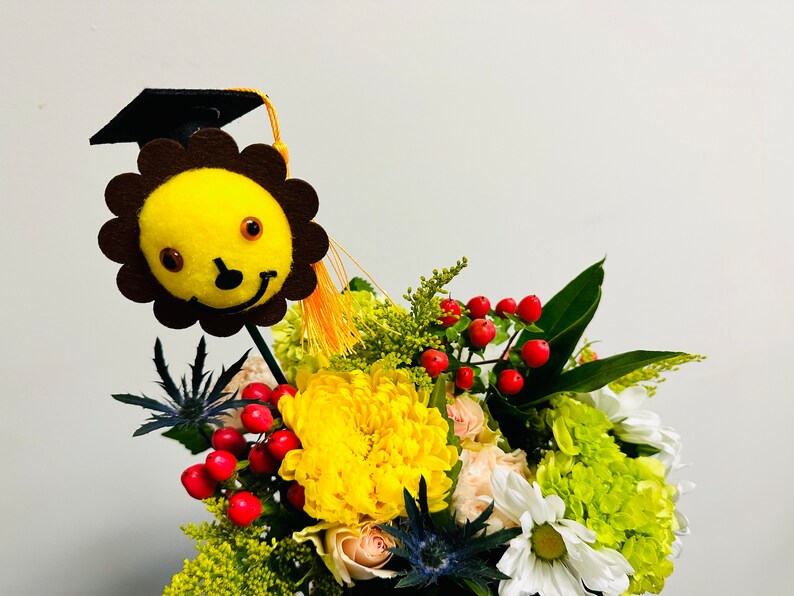 Graduation Flower Bouquet Topper Flower Graduation Cap Doll - Etsy