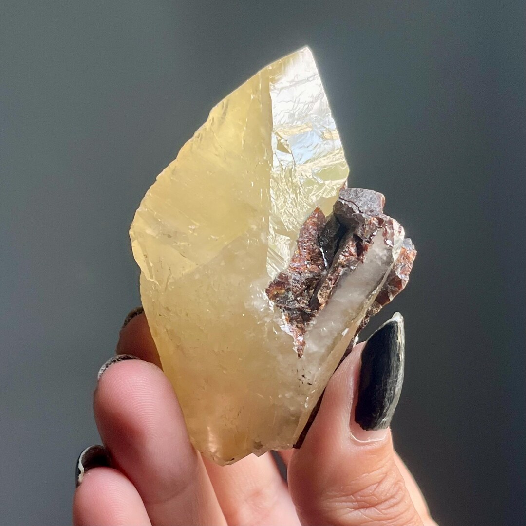 Elmwood Calcite Record Keepers Stellar Beam Calcite Sphalerite Crystal ...