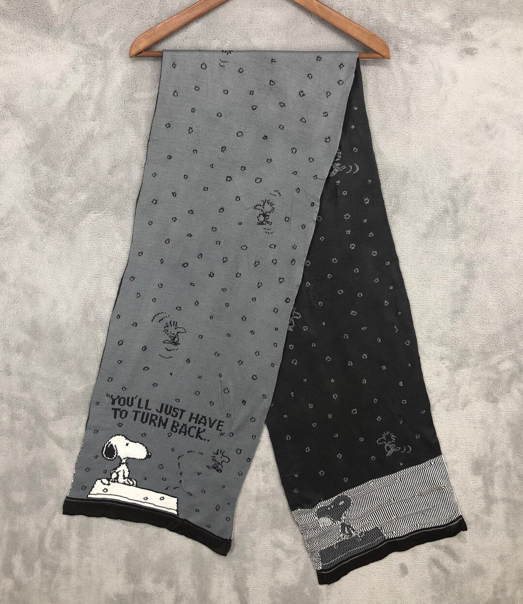 Vintage Snoopy Peanuts Wool Muffler Scarf Cartoon Scarf Neck Warmer ...