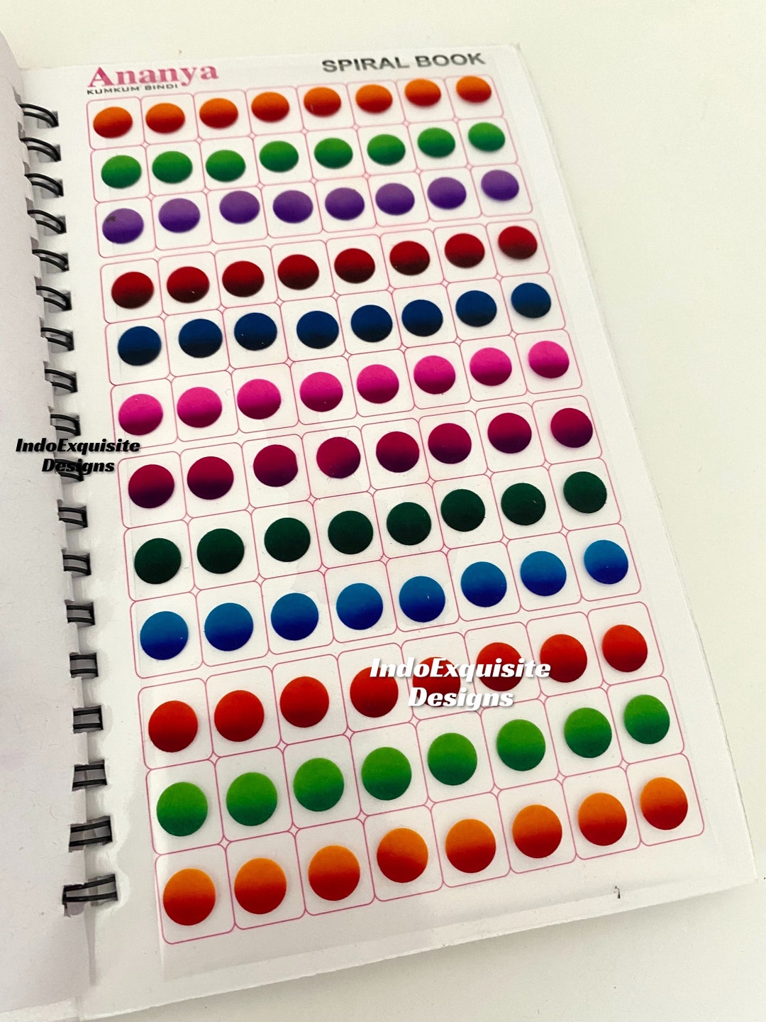 Velvet Bindi Book Includes Assorted Colors and Sizes(960 Bindis in a ...