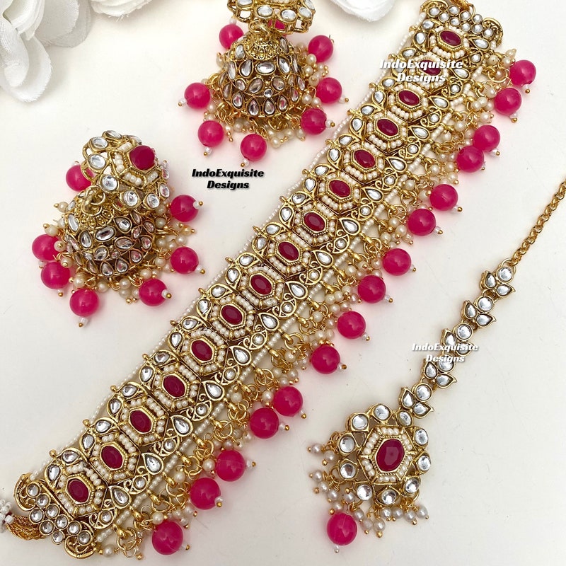 Fuschia Necklace - Etsy