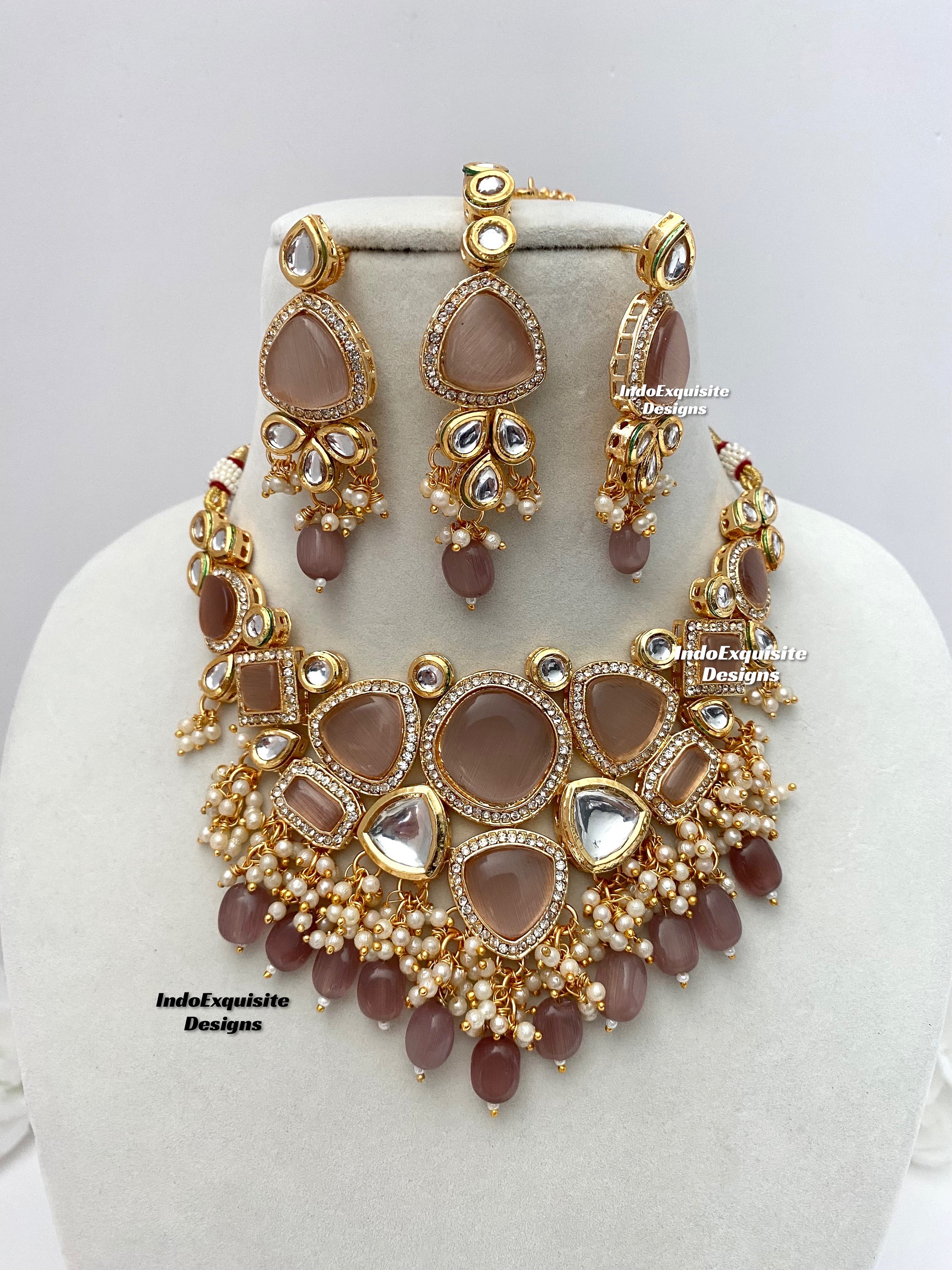Brown necklace set store