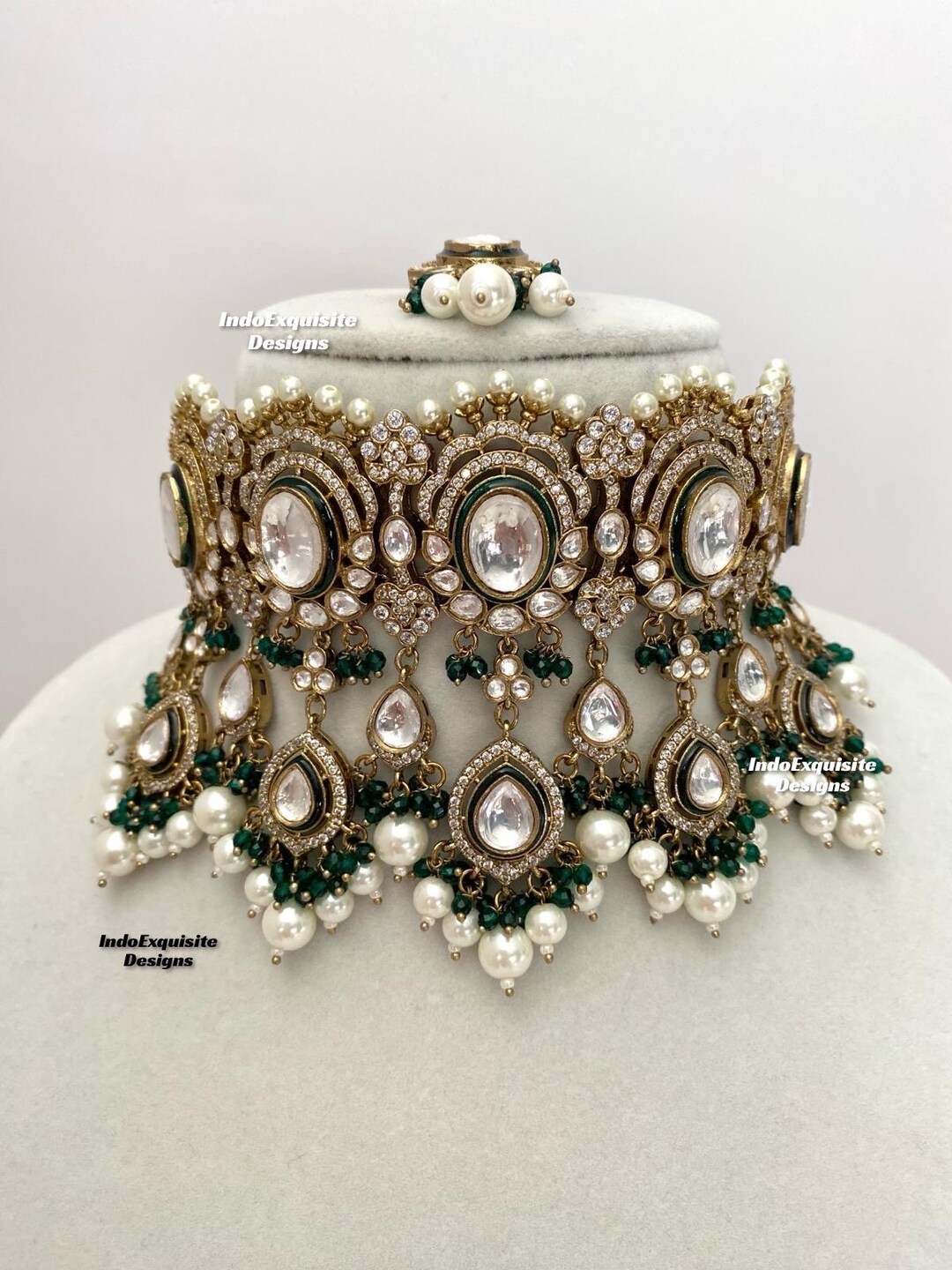 Premium Quality Tyani Inspired Uncut Kundan Choker Set With American ...