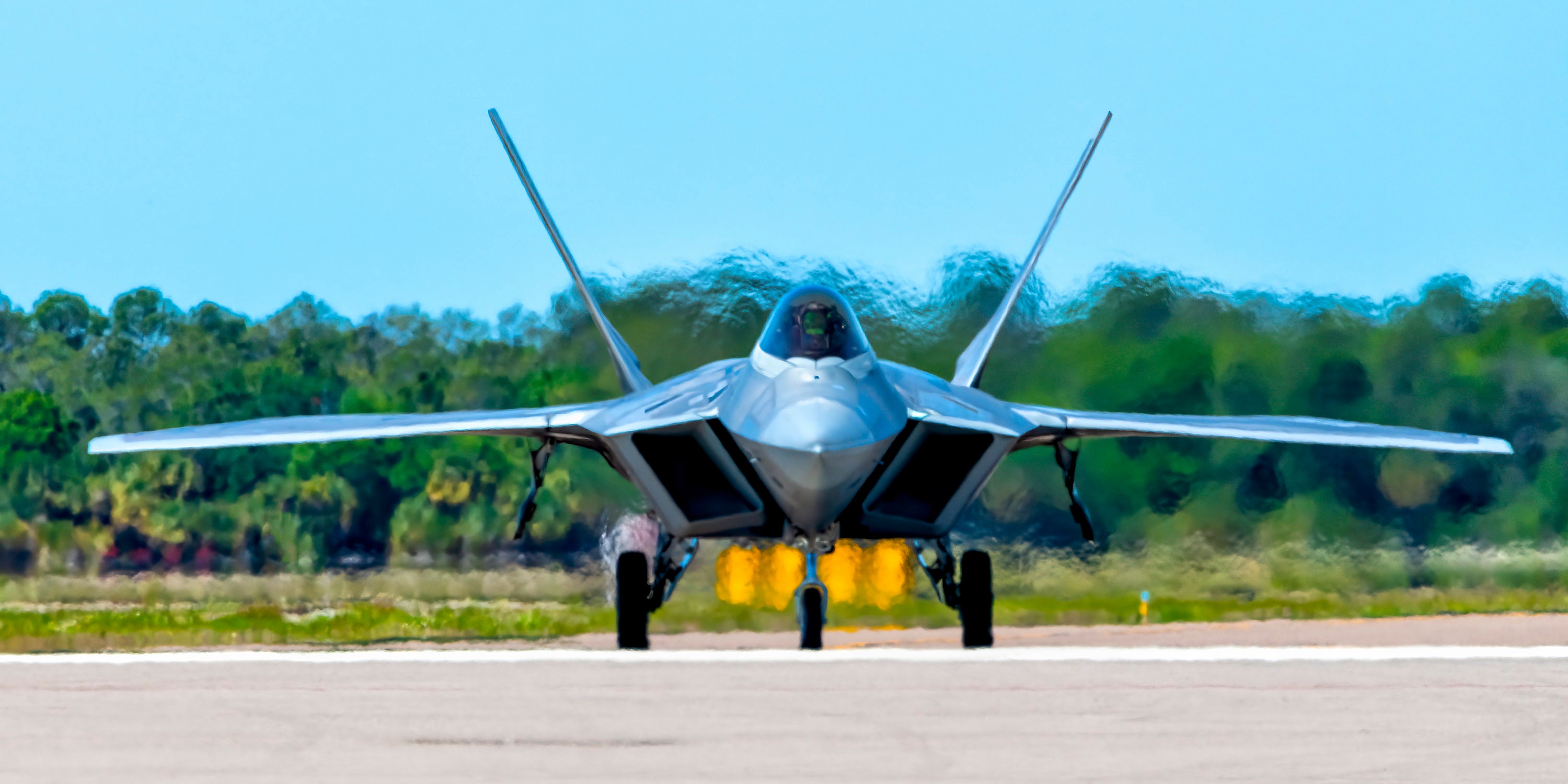 Panorama F-22 Raptor Taxiing - Military Jet Photo Print - Plane Poster ...