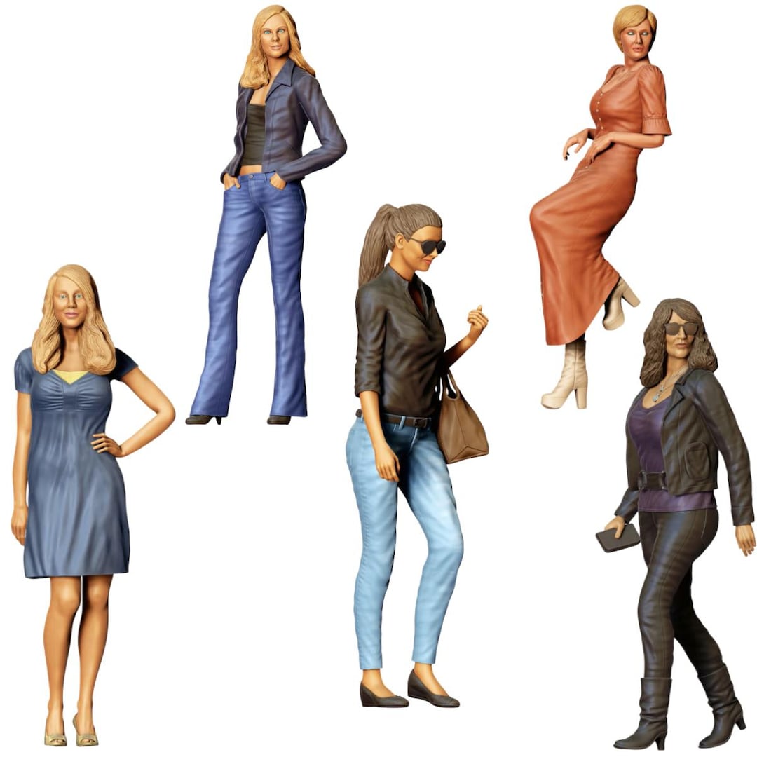 Pretty Women / Ladies Resin Figure Set - 5 Pieces - 1:24, 32, 35, 48 ...