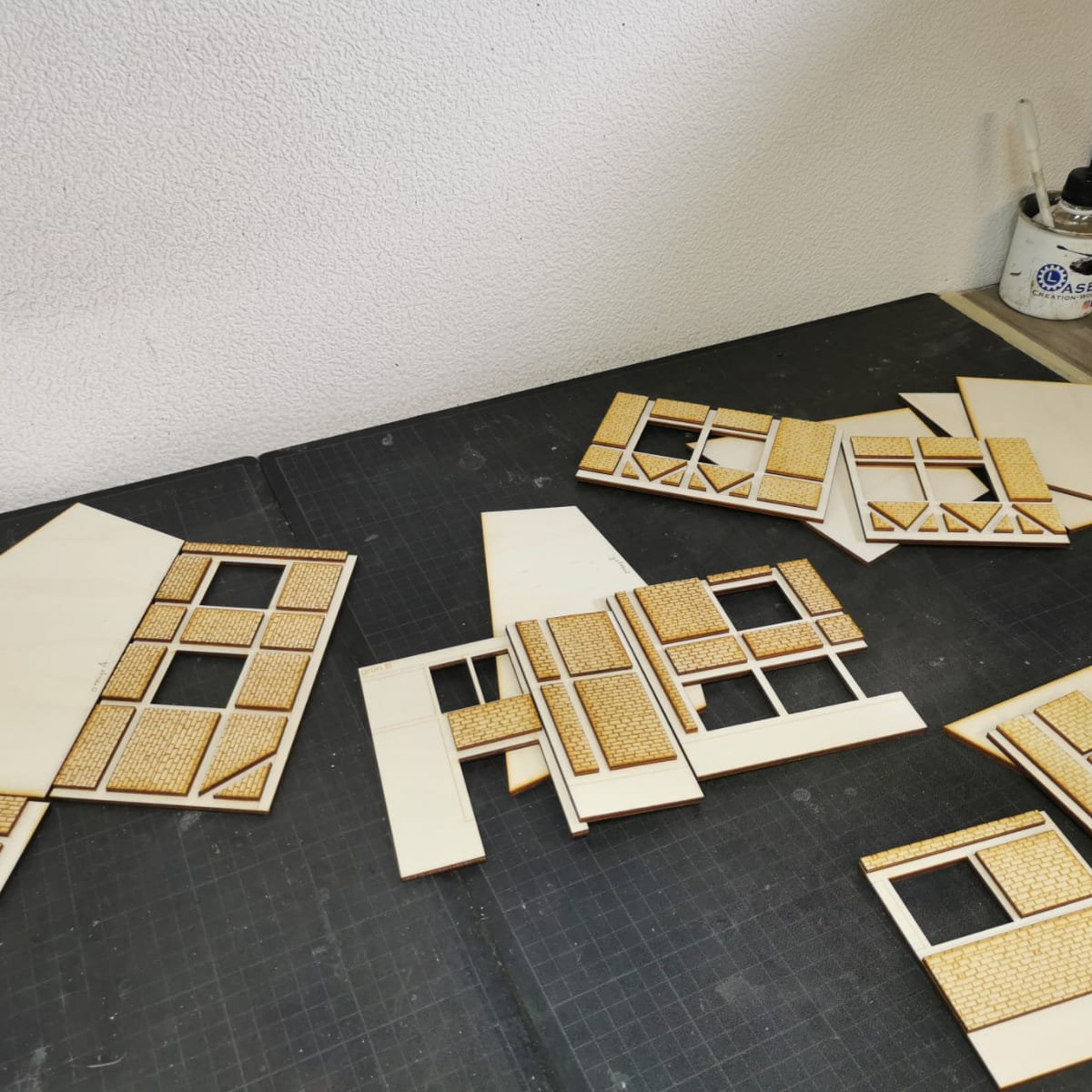 Half-timbered Houses 1:35 - Laser Cut Kit Made of Wood to Build ...