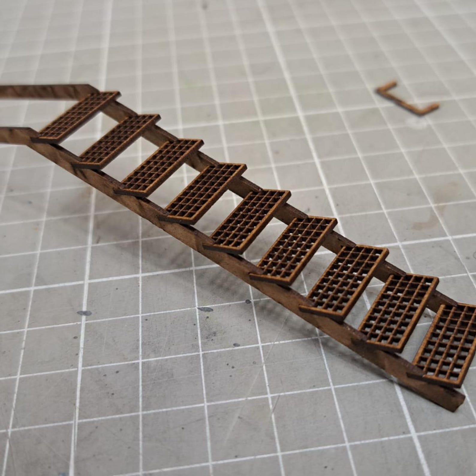 Steel Mast for Cable Car 1:35 Kit - Laser Cut Wooden Kit for Diorama ...