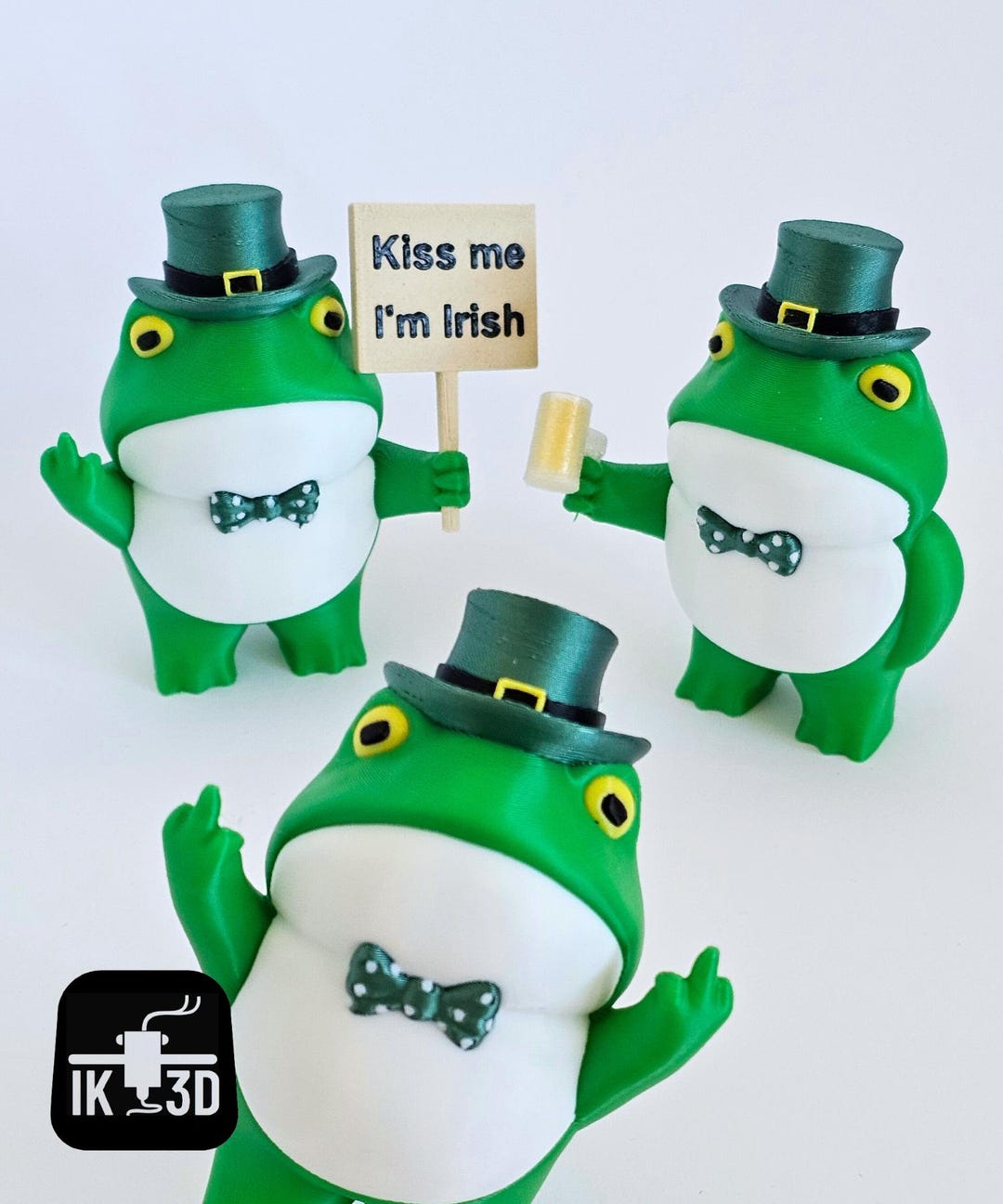 St Patricks Day STL 3D Printing, Frog Flipping the Bird, Frog Figurine ...