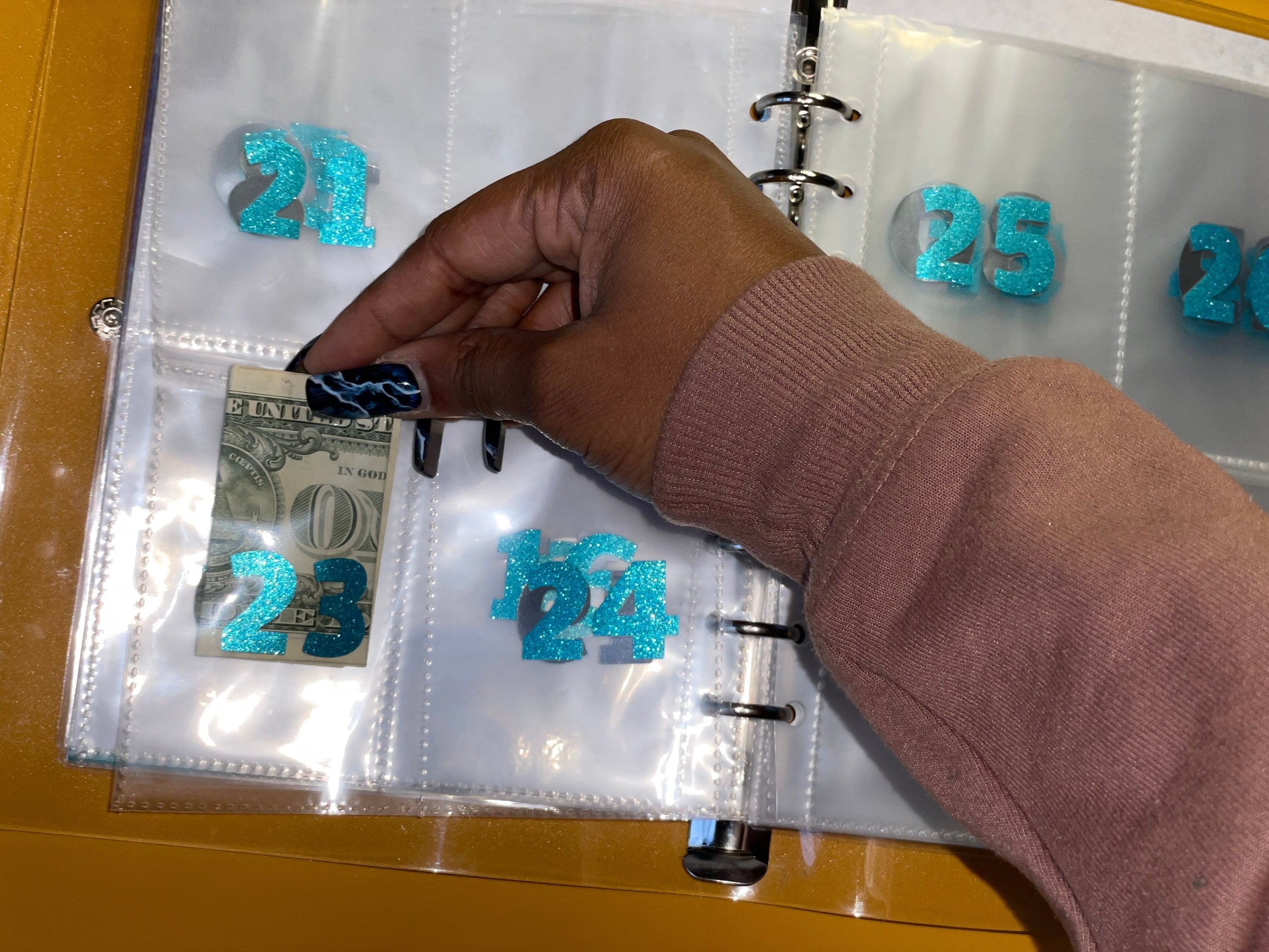 GOJO 100 Envelope Challenge Binder: A5 Cash Stuffing Budget Planner - Etsy