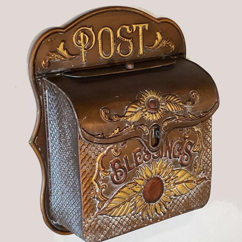 Vintage Mailbox - Etsy