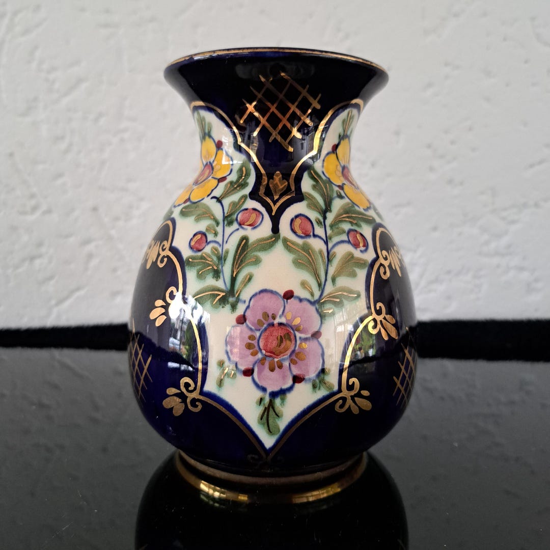 Vintage Dutch Art Pottery Gloss Vase - Agnes by Kunstaardewerkfabriek ...