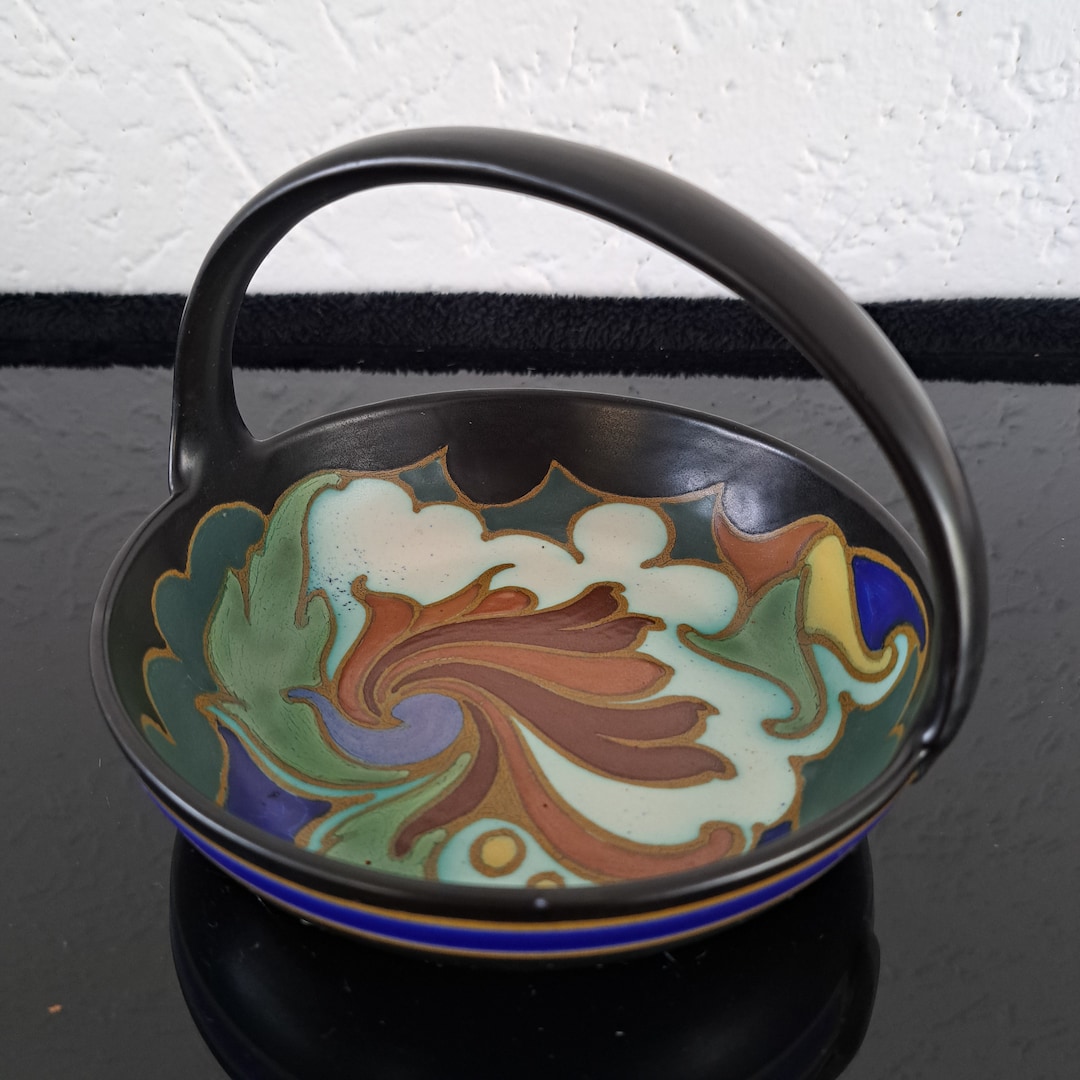 Art Deco Gouda Art Pottery Dish With Handle by Plateelbakkerij ...
