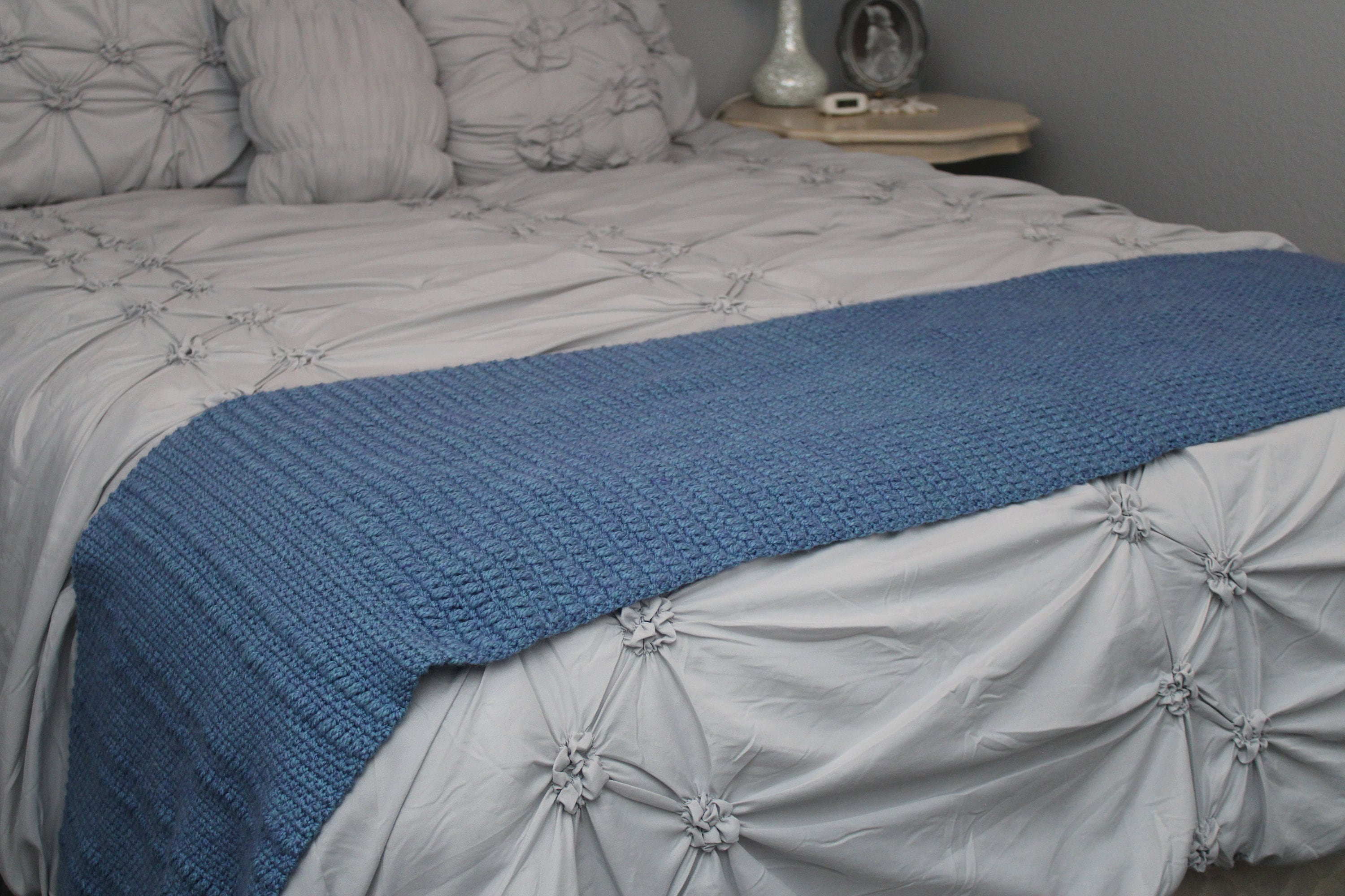 Crocheted King Bed Scarf Pattern - Etsy