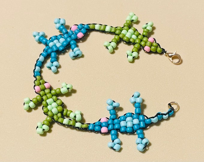 Alien Swag Bead Lizard Bracelet - Rainbow Titanium Clasp With Star ...